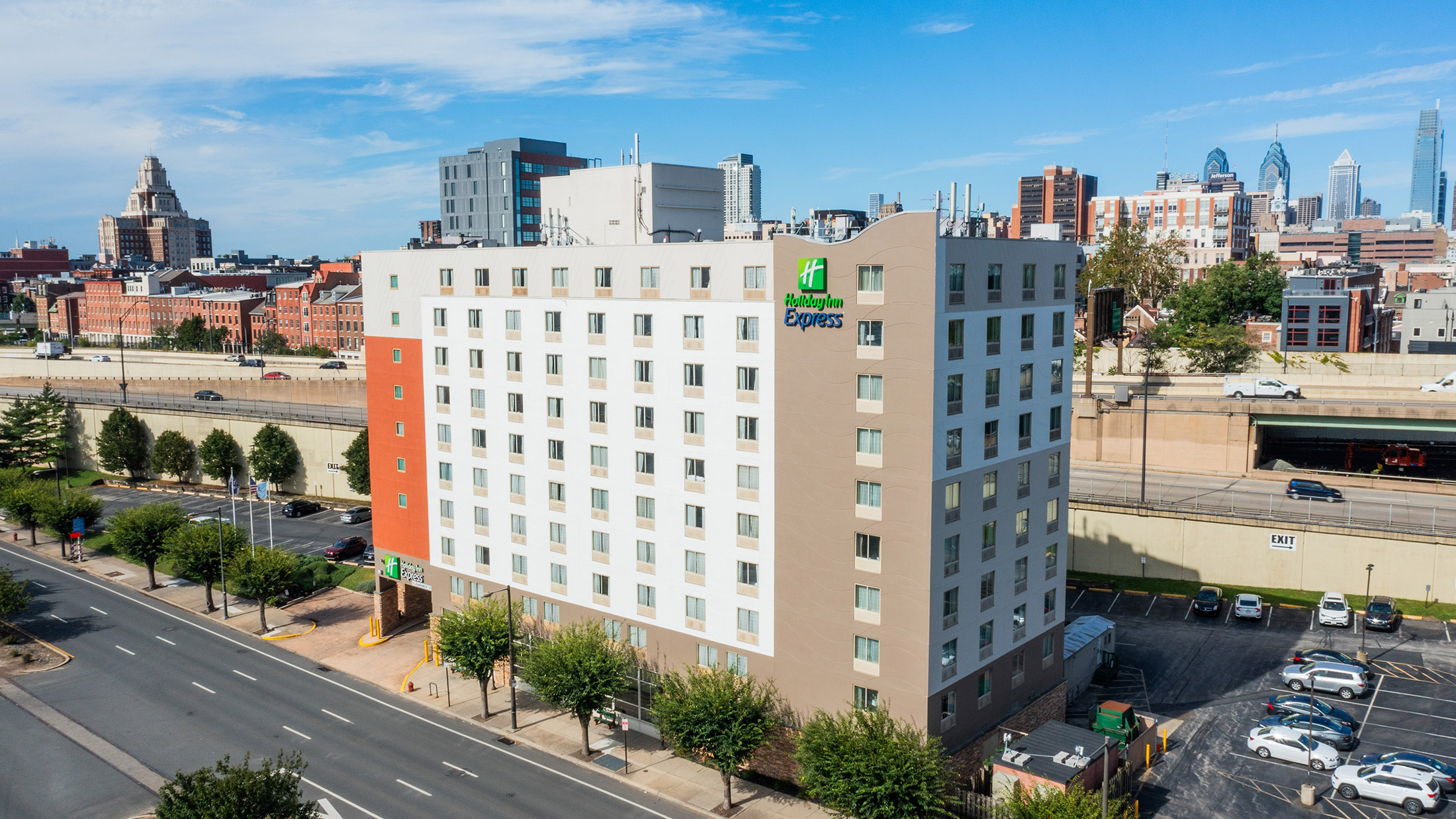 Holiday Inn Express Philadelphia Penn’s Landing | Visit Philadelphia
