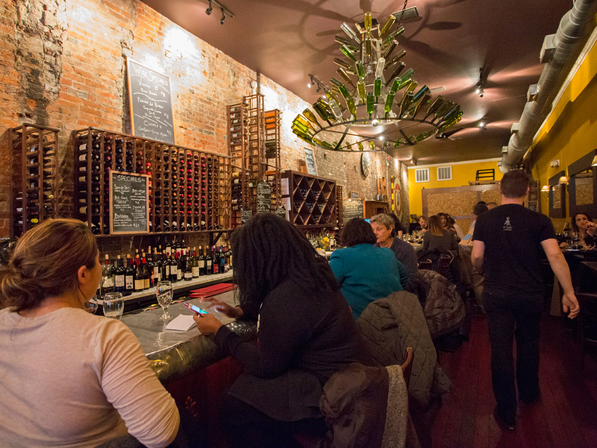 22 Awesome Bars and Nightlife Spots in Philadelphia’s Gayborhood ...