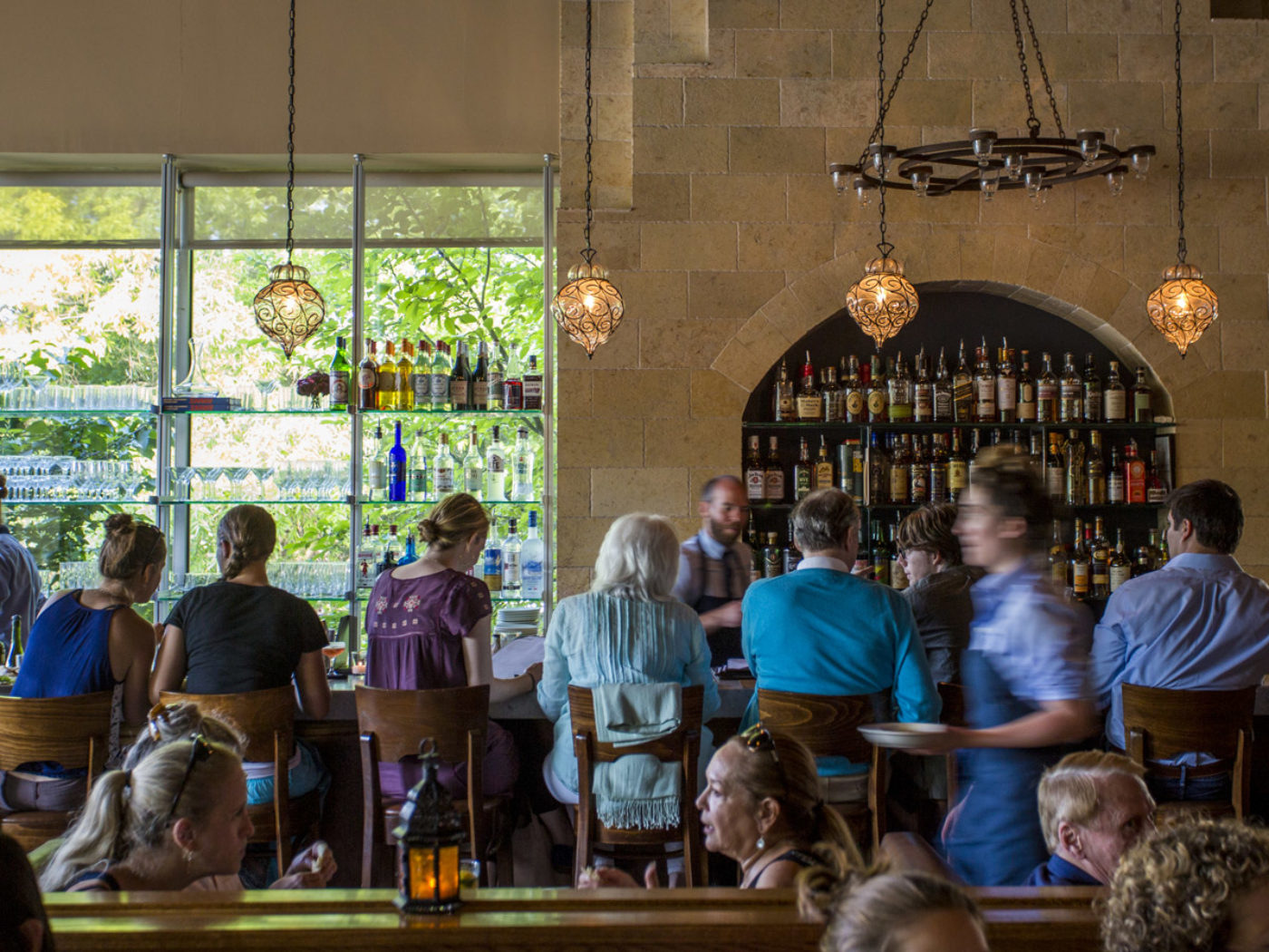 A Guide To Group Dining In Philadelphia | Visit Philadelphia Media Center