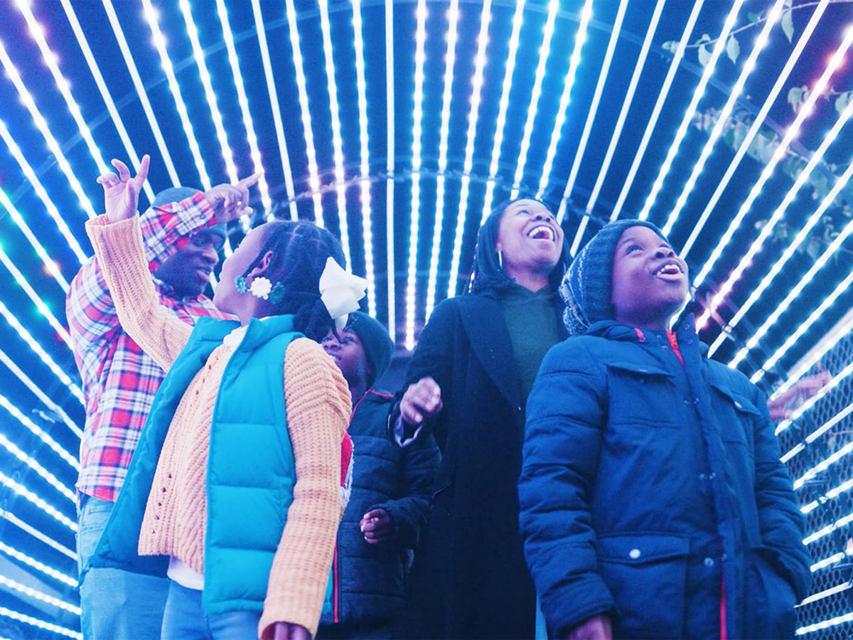 Philly's Best Christmas Lights & Holiday Light Shows in 2022 | Visit Philly