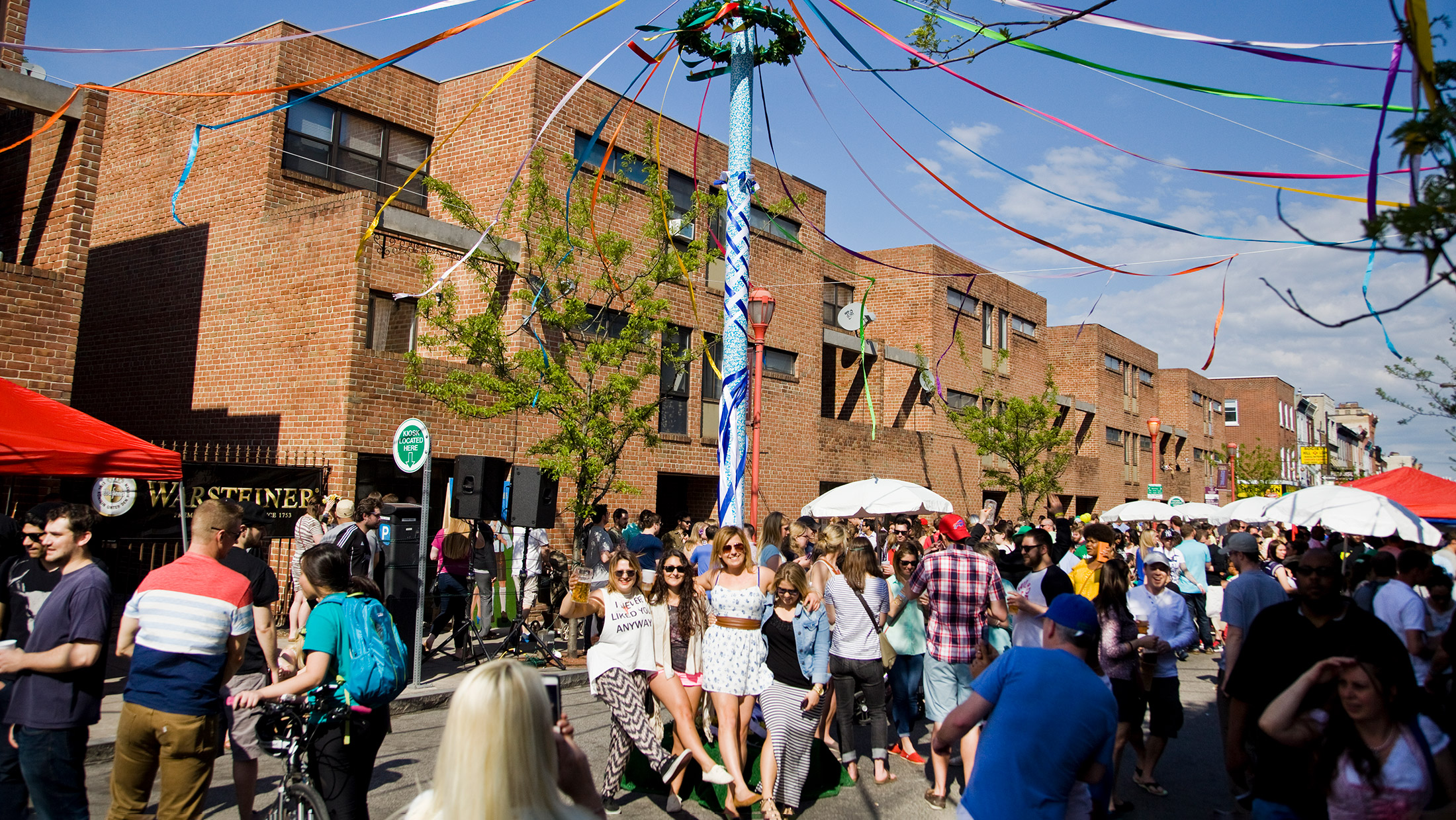 Guide to the 2022 South Street Fest — Visit Philadelphia