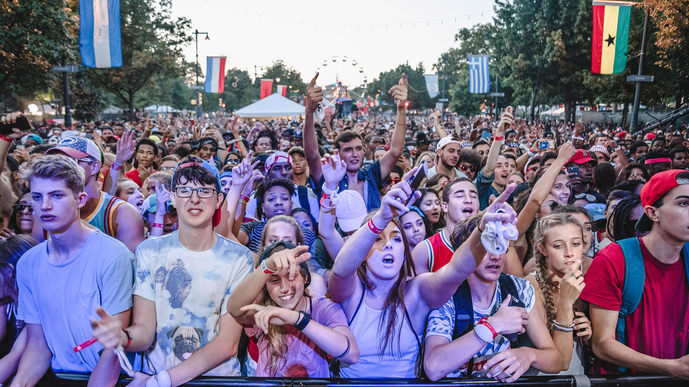 The Biggest Concerts & Music Fests in Philly for Summer 2022 — Visit ...