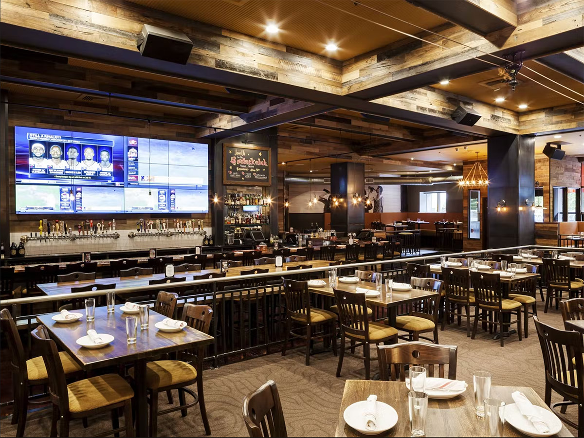 21 Great Sports Bars in Philadelphia | Visit Philadelphia