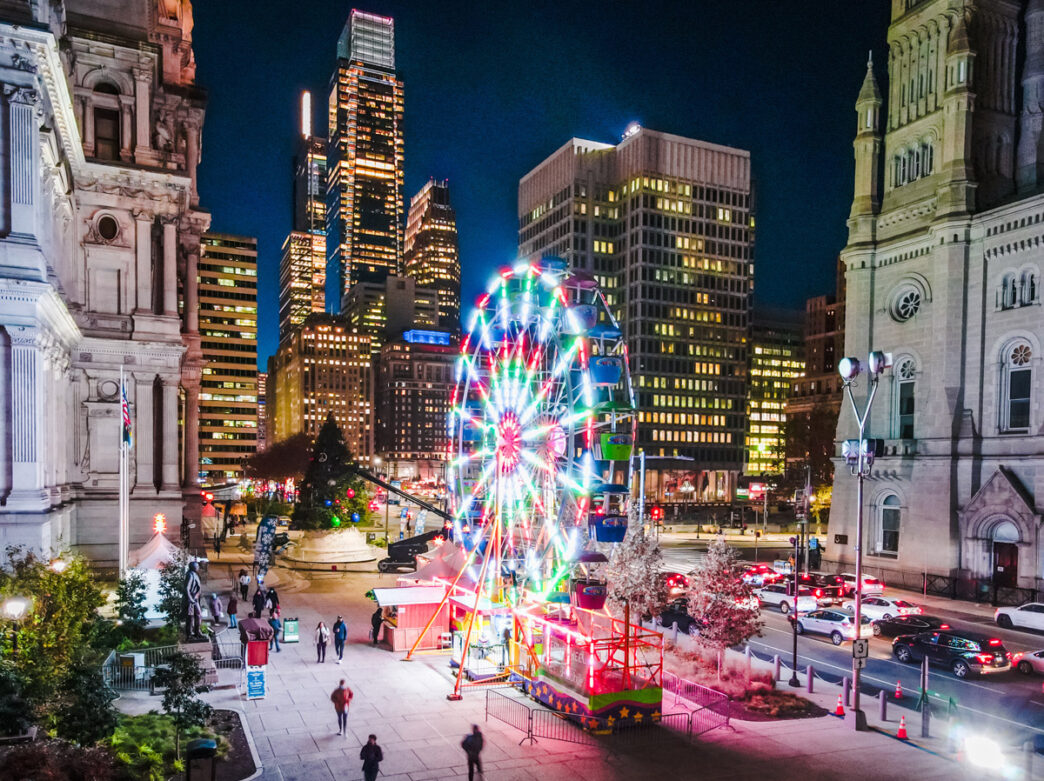 2023 Guide to Philly's Best Christmas Light Shows & Holiday Tours ...