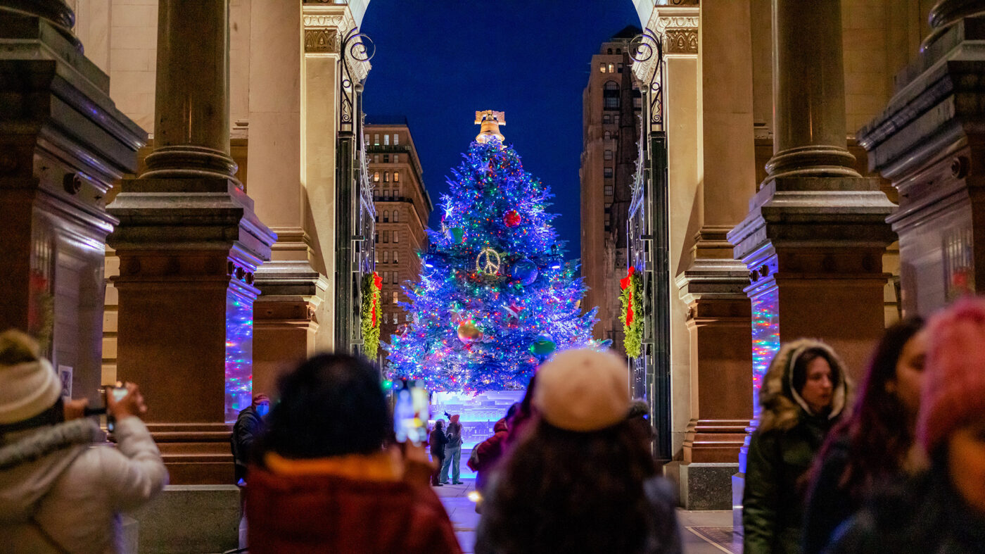 2023 Philly Holiday Experience: Lights, Parade & Free Museum Days ...