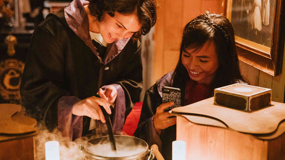 Halloween 2024: Pop-Up Bars & Decorated Restaurants in Philly | Visit ...