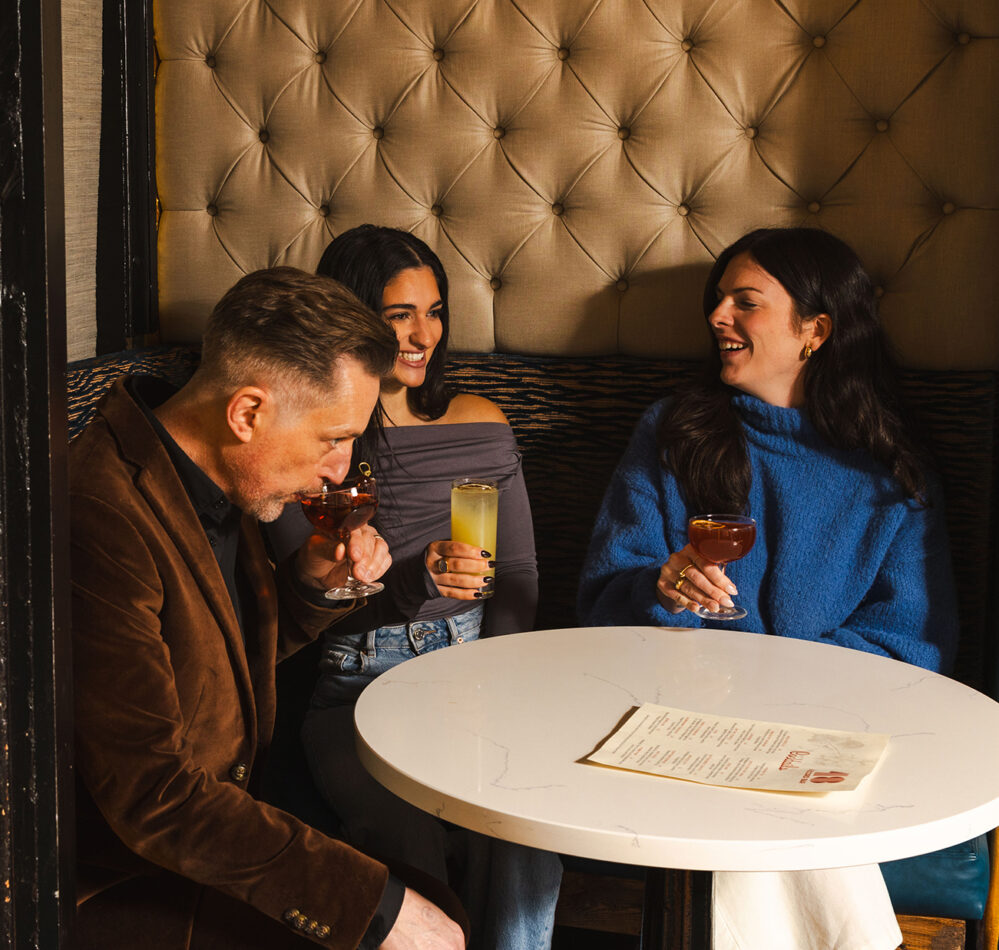 10 Cozy Bars & Restaurants in Philadelphia | Visit Philadelphia