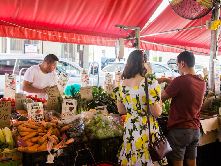 A Guide to the South 9th Street Italian Market, Philly's Oldest Market ...